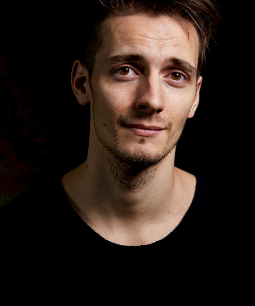 Aron Nowak - Stadttheater Gießen